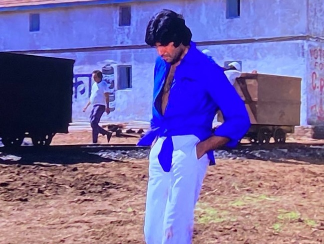 70's Bollywood Retro Fashion: An Era of Unforgettable Style